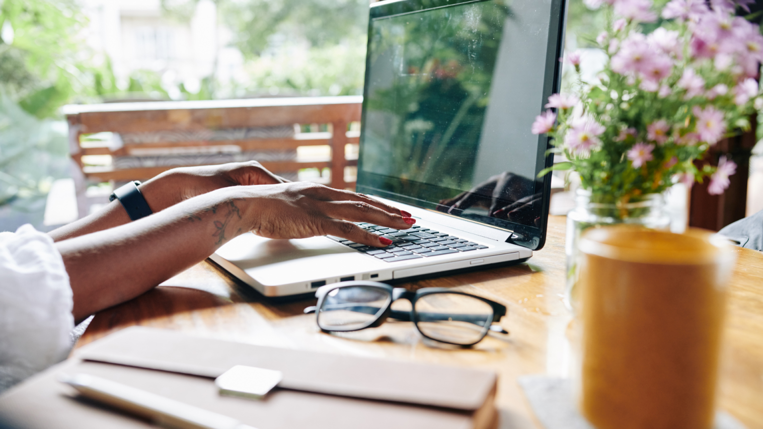 Remote and Hybrid Work Policies: Best Practices in 2025 - SkyHR